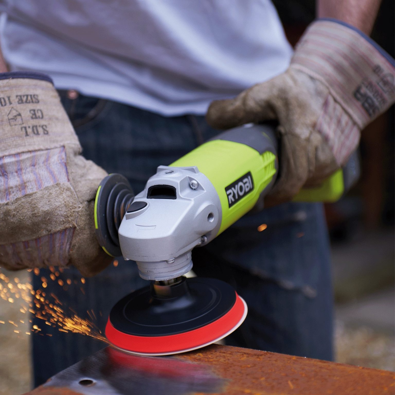 Best Angle Grinder UK - 2026 Buyer’s Guide - Bestworkshop - Expert ...
